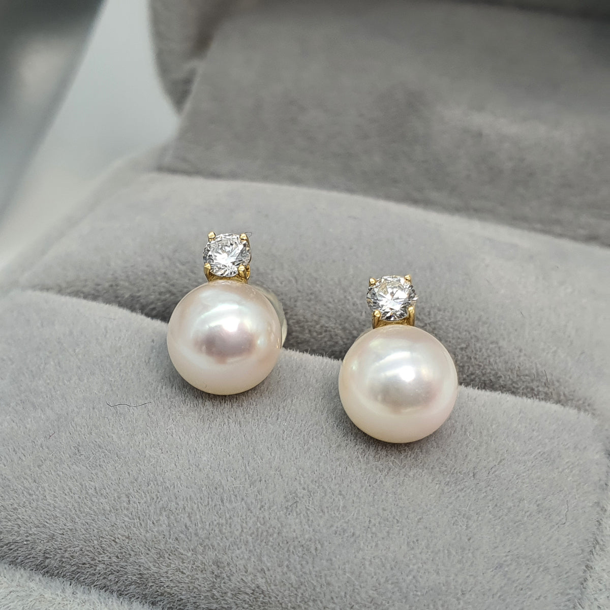 Akoya Pearl Jewellery Set, 18K Yellow Gold | Amis pearl